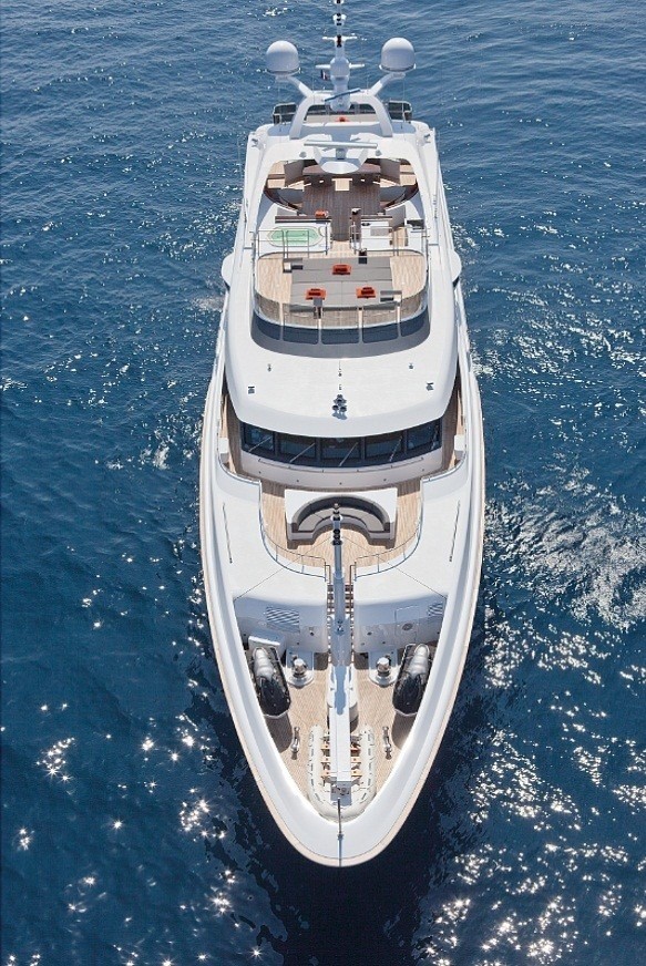 Yacht SAI RAM, Benetti Yachts | CHARTERWORLD Luxury Superyacht Charters